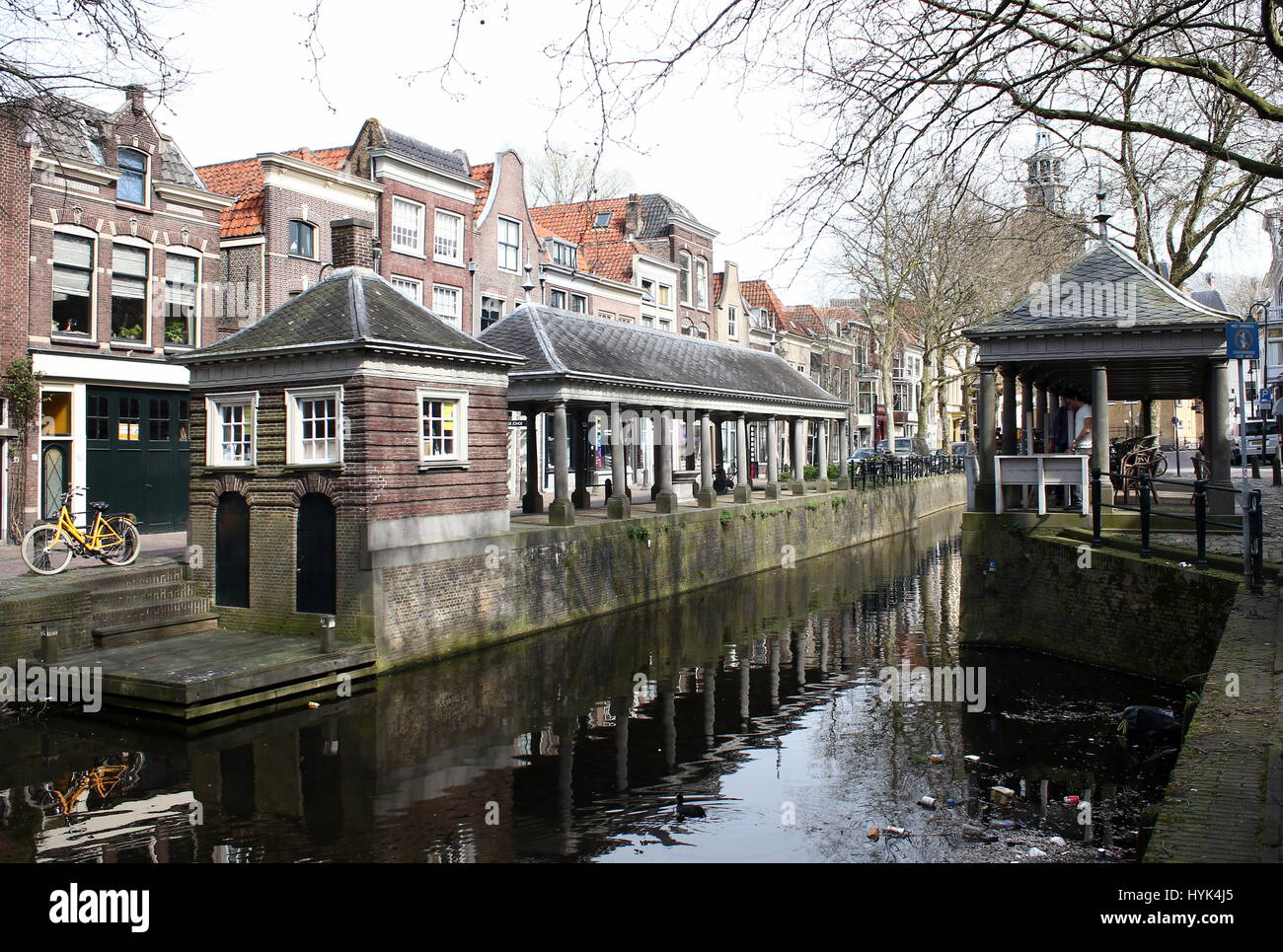 18th century fishmonger stalls along historic Hoge Gouwe and Lage Gouwe ...