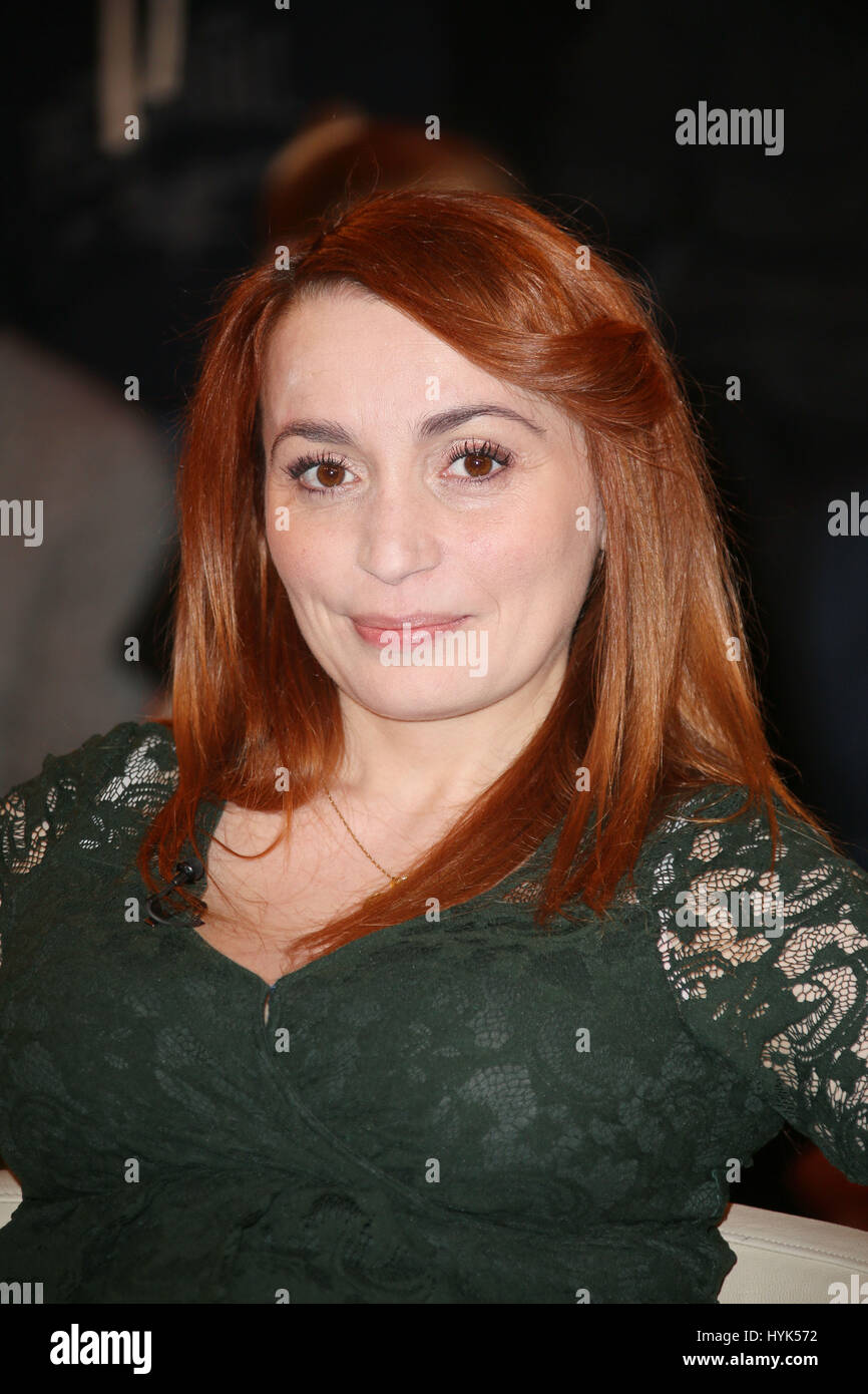 Zana ramadani hi-res stock photography and images - Alamy