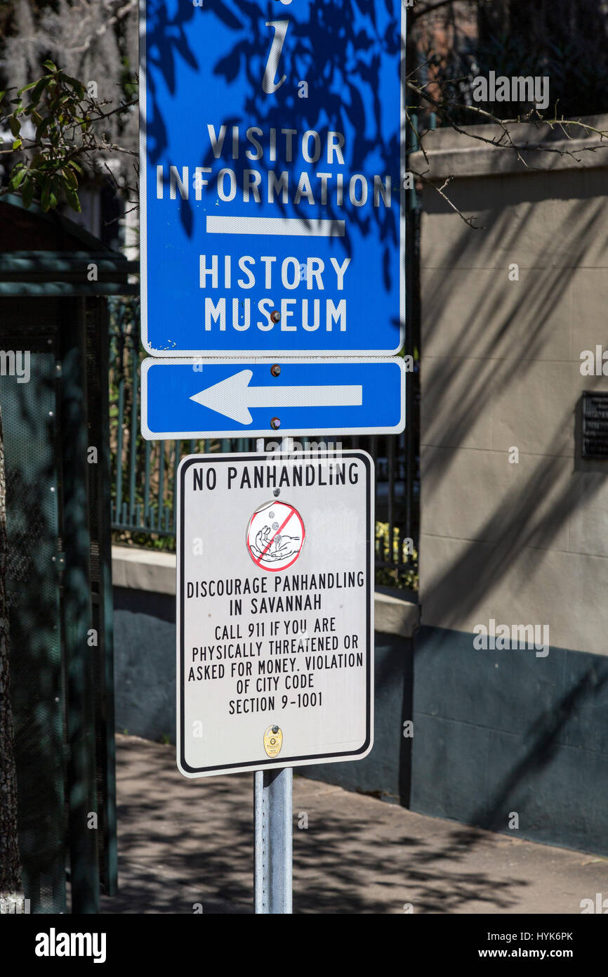 No begging sign hi-res stock photography and images - Alamy