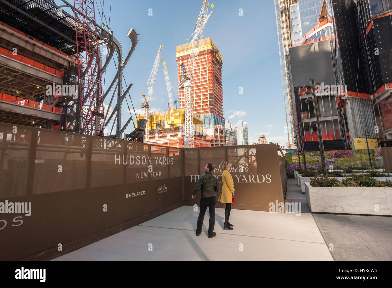 Construction of the Hudson Yards development in New York on Sunday ...