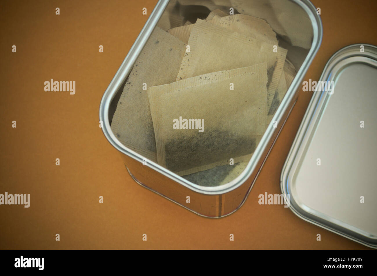 Open tea bag hi-res stock photography and images - Alamy