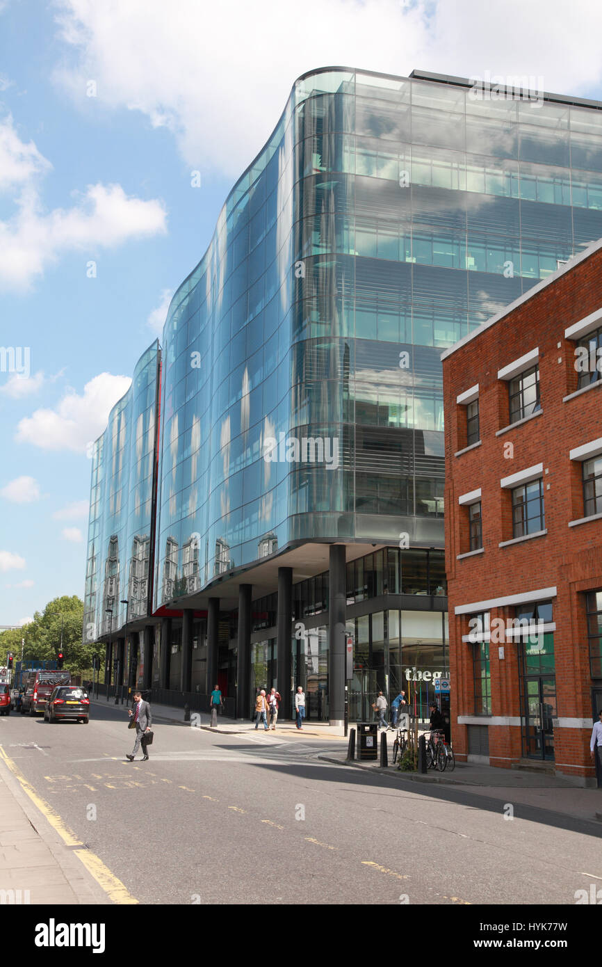 The guardian newspaper offices hi-res stock photography and images - Alamy