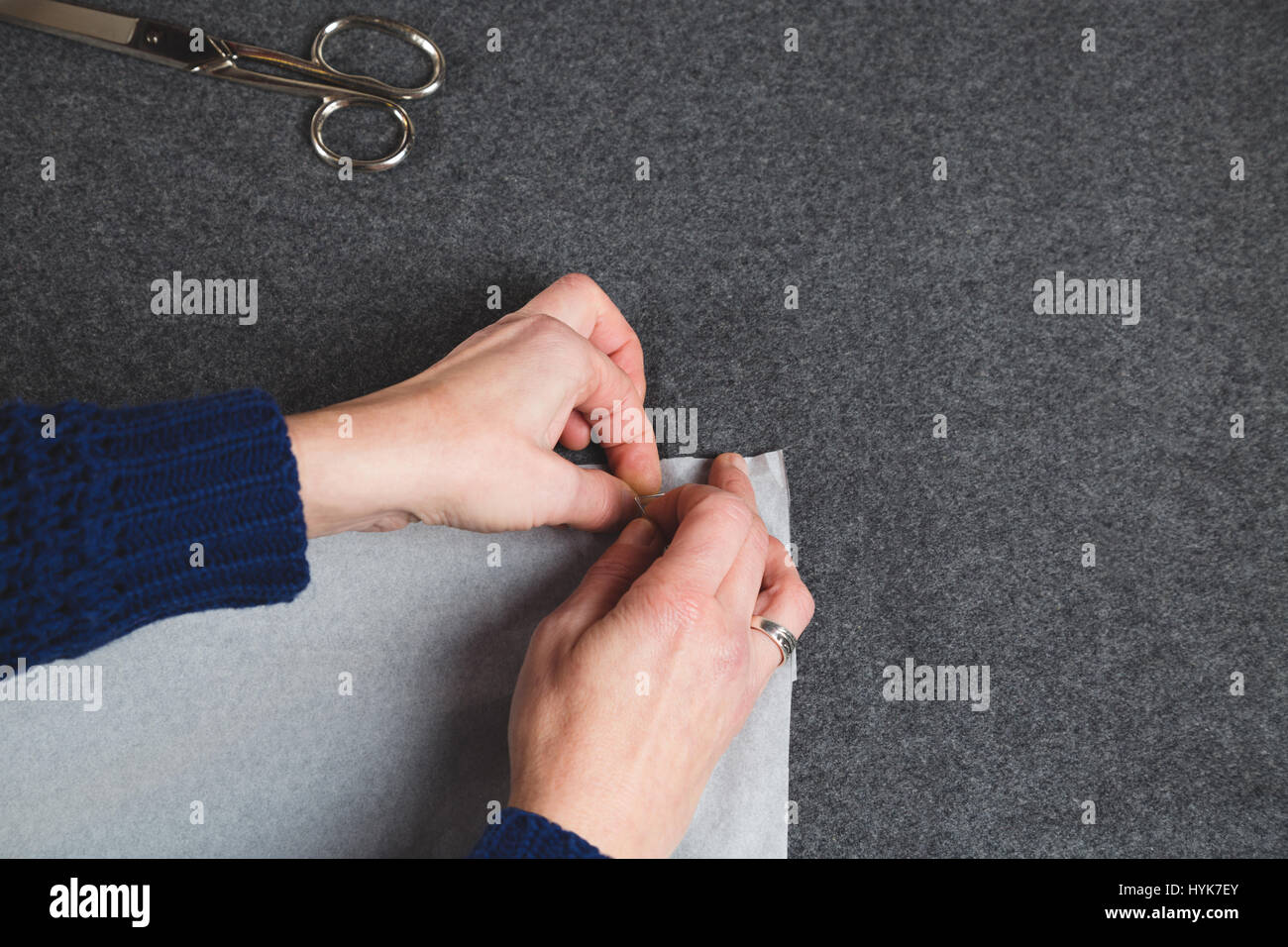 Attaching paper hi-res stock photography and images - Alamy