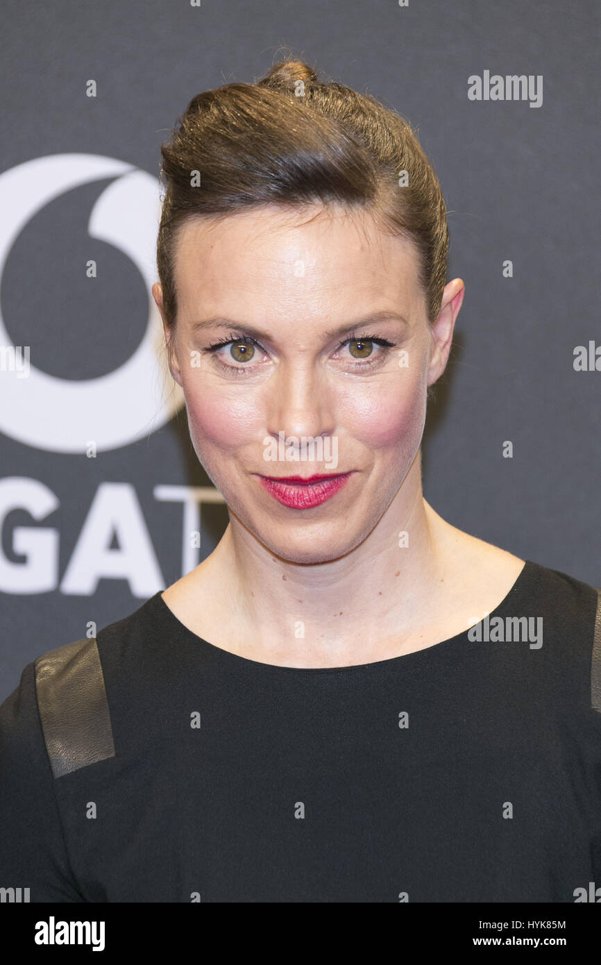 Anneke kim sarnau hi-res stock photography and images - Alamy