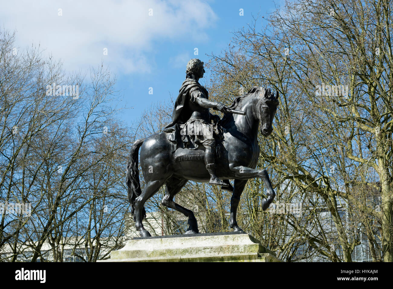King William III statue, Queen Square, Bristol, UK Stock Photo - Alamy
