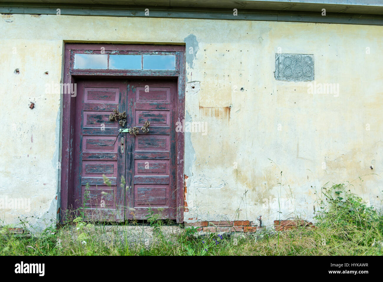 countryside buildings in summer in small village Stock Photo - Alamy
