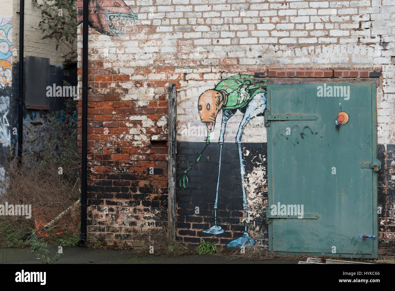 Alien creature hi-res stock photography and images - Alamy