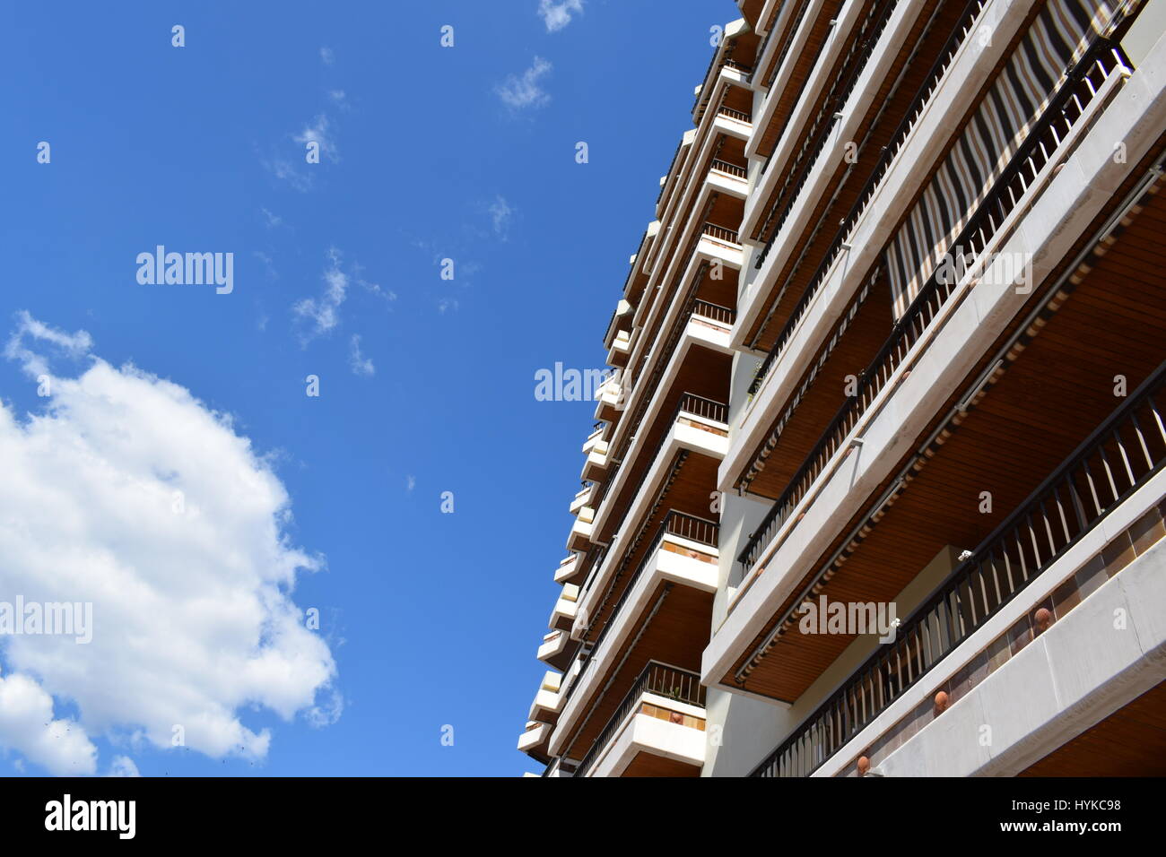 Professional building hi-res stock photography and images - Alamy
