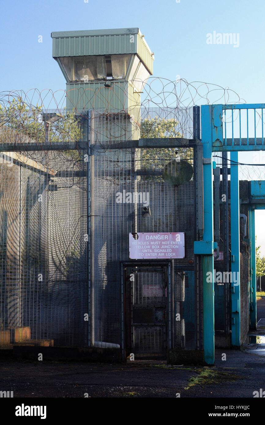 Maze prison ira hi-res stock photography and images - Alamy