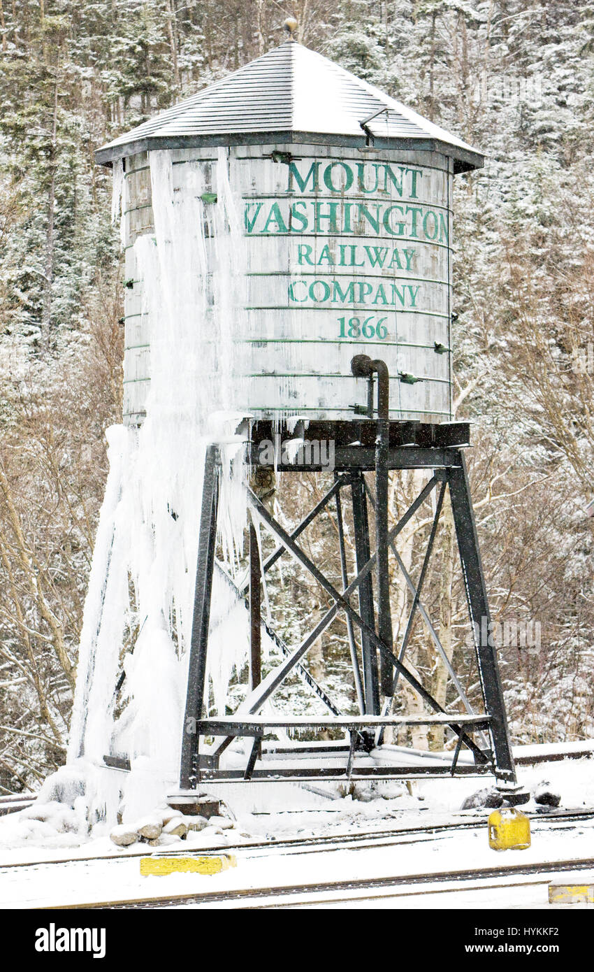 Water tank mount washington cog hi-res stock photography and images - Alamy