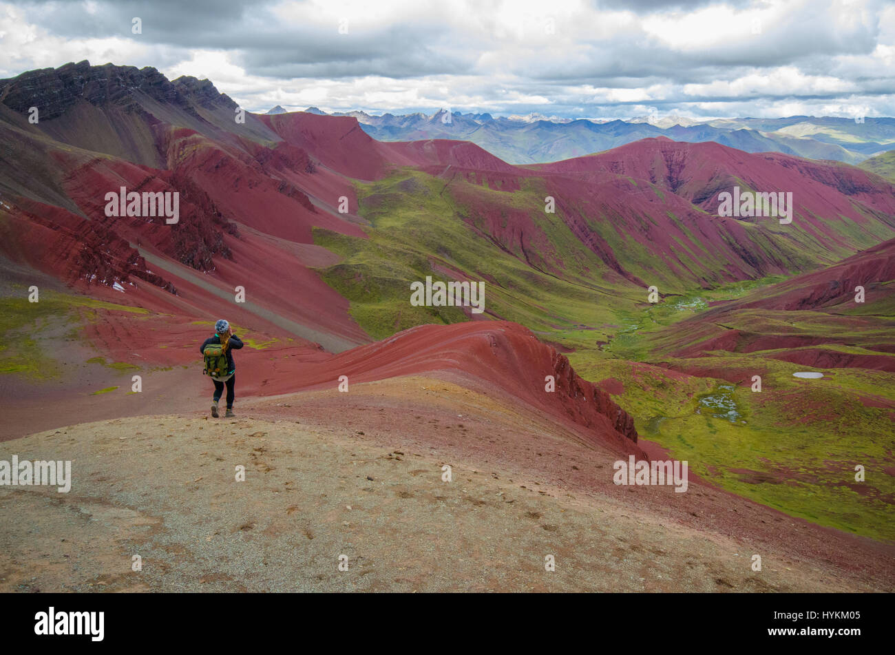 VINICUNCA MOUNTAIN, PERU: STUNNING pictures have revealed one of the ...