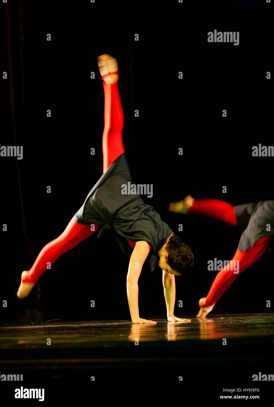 dancers during the show in the theatre Stock Photo - Alamy