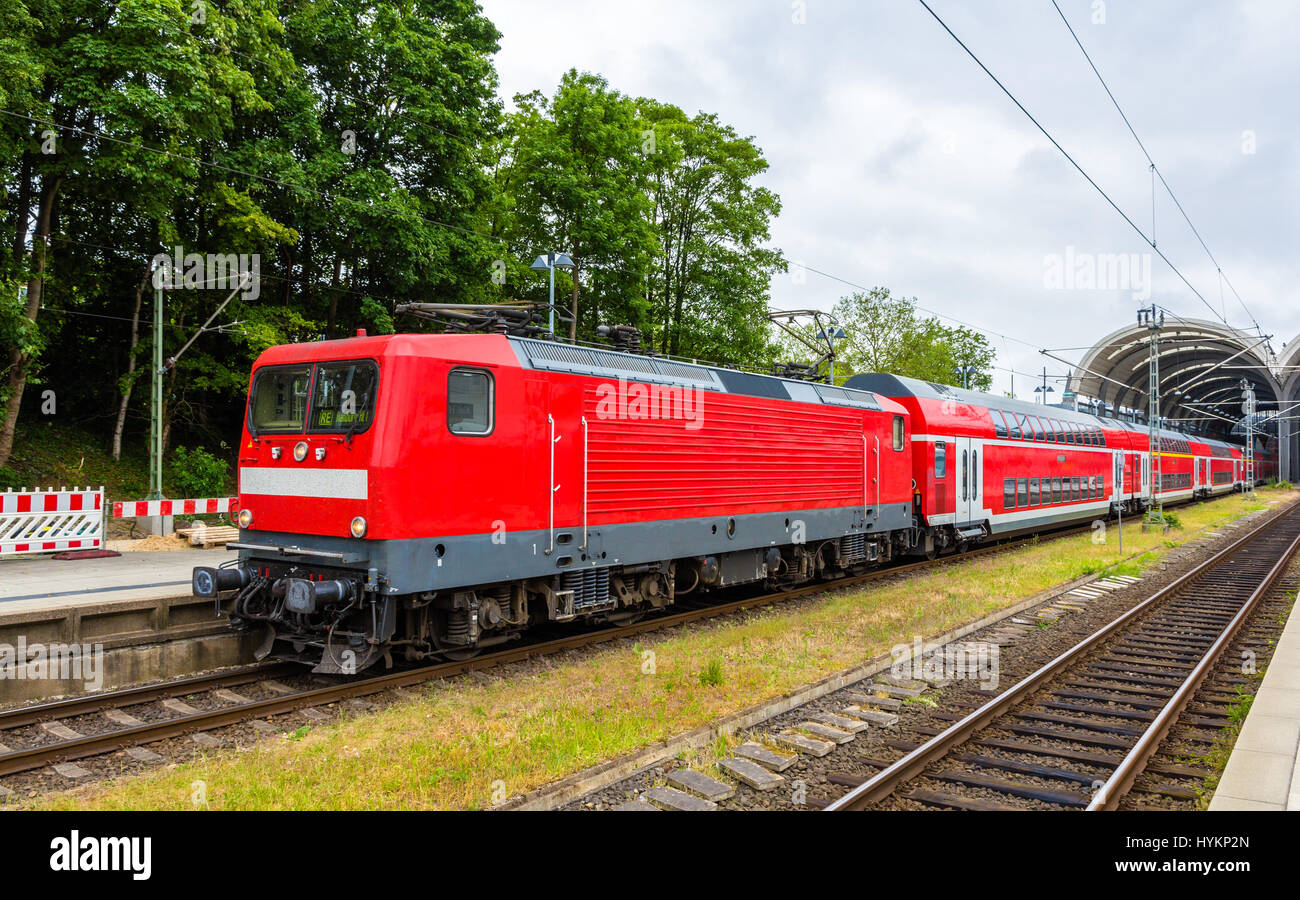 A regional express train in Kiel Central Station - Germany Stock Photo ...