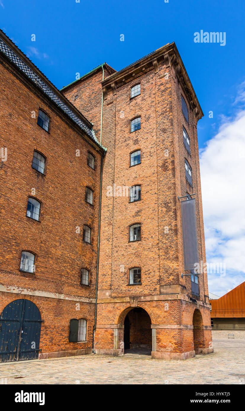 Royal cast collection hi-res stock photography and images - Alamy