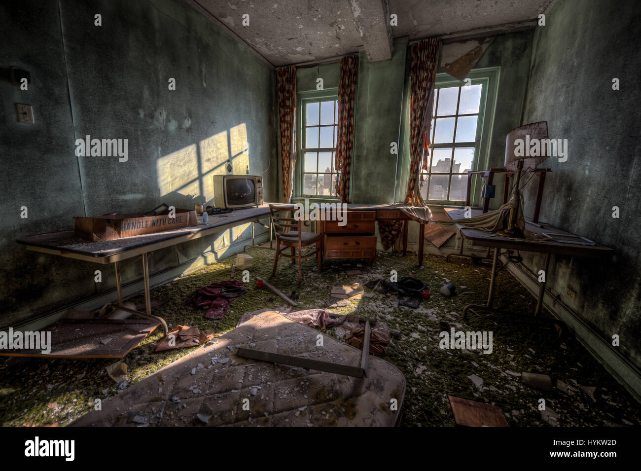 BIRMINGHAM, ALABAMA, USA: One of many rotting rooms in the hotel that ...