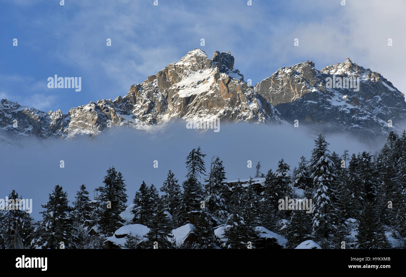 Winter landscape in the Himalayas, Rakcham, Sangla Valley, Himachal ...