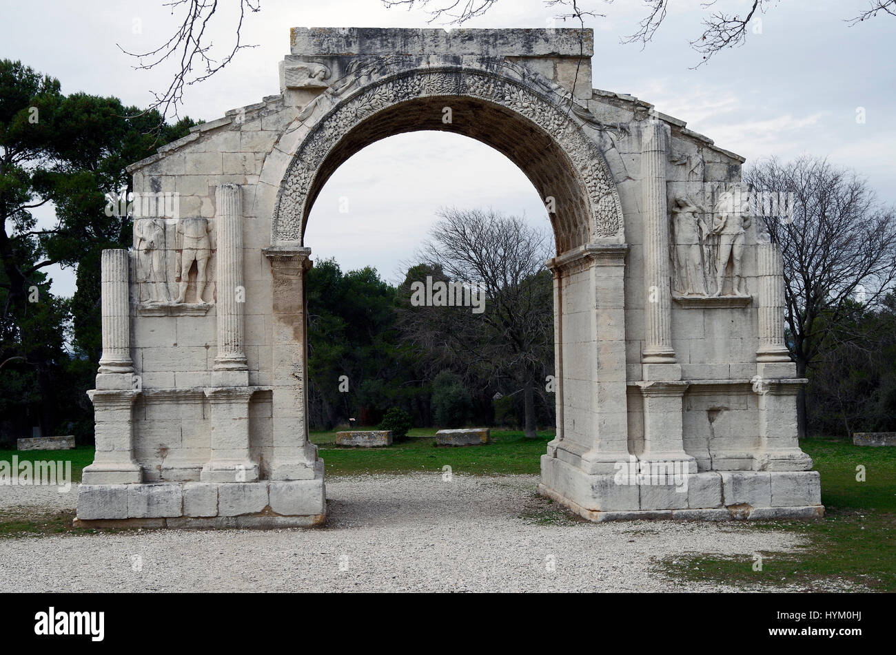 St Remy, France, Glanum, Roman Town, Mausoleum and Triumphal Arch Stock ...
