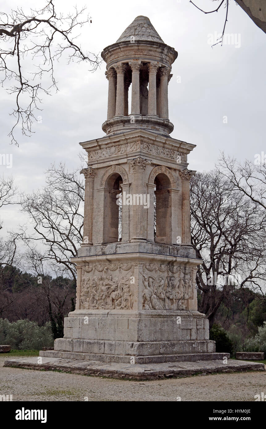 St Remy, France, Glanum, Roman Town, Mausoleum and Triumphal Arch Stock ...
