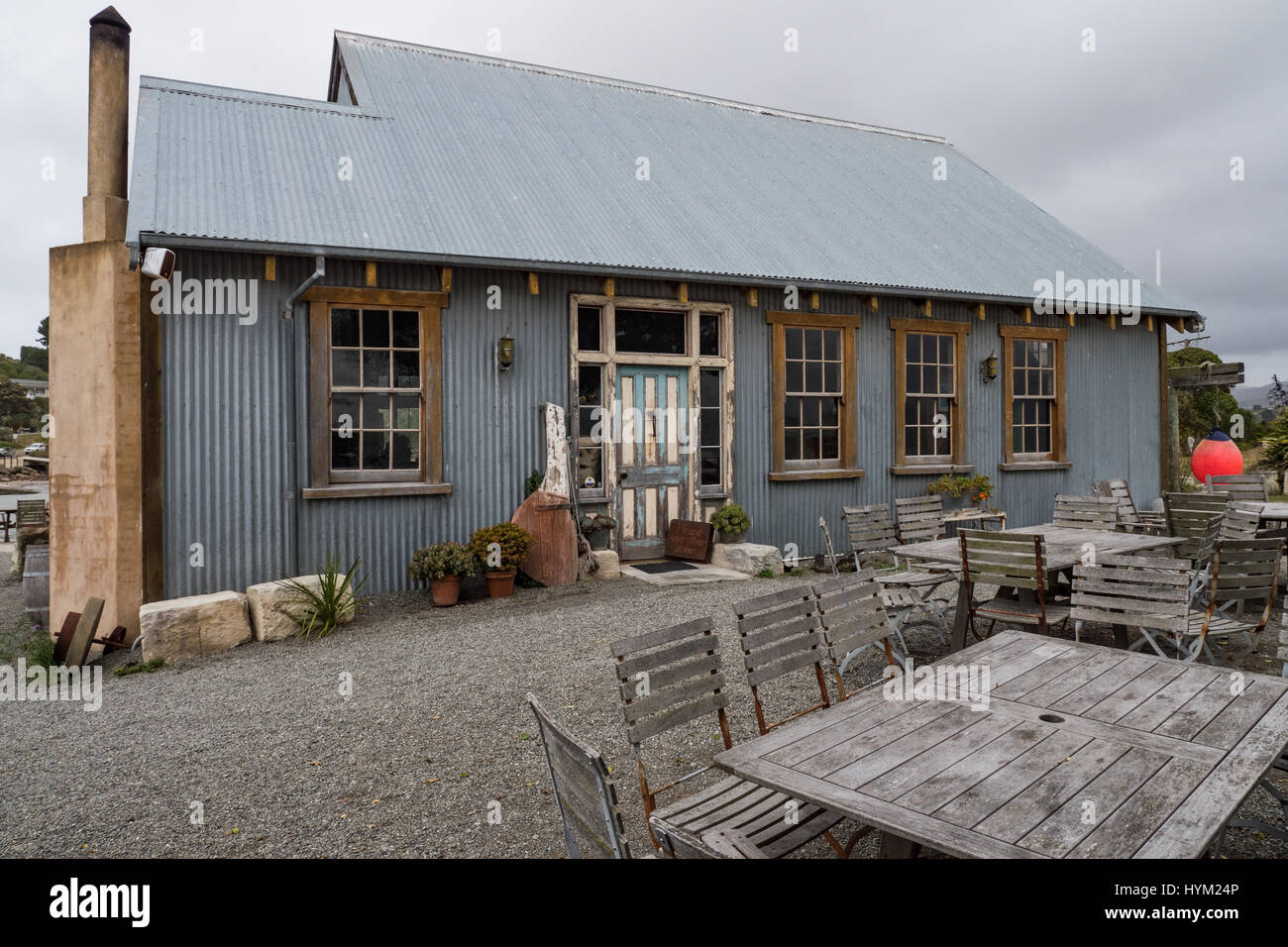 Fleurs place south island hi-res stock photography and images - Alamy