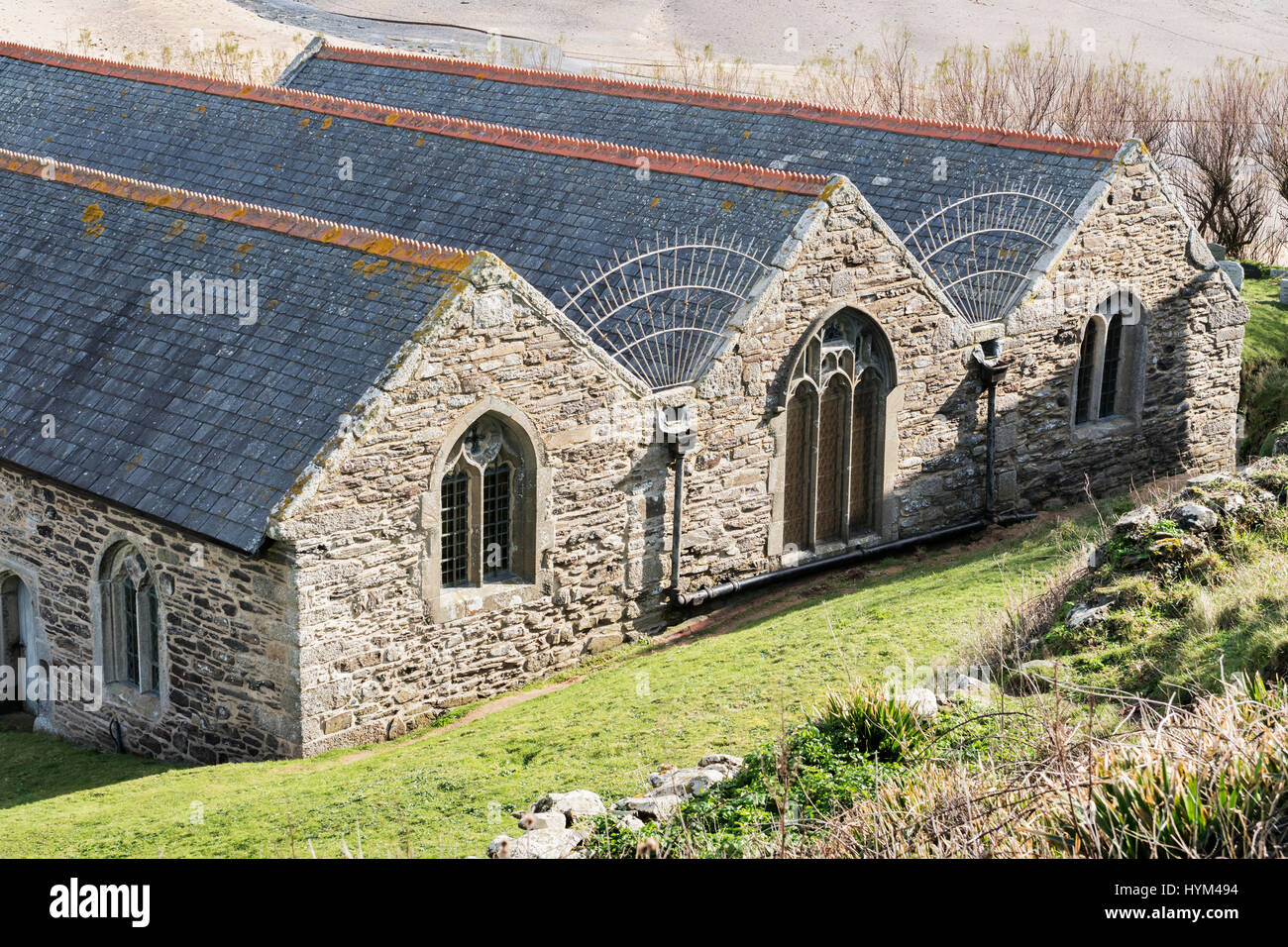 Gunwalloe church cornwall hi-res stock photography and images - Alamy
