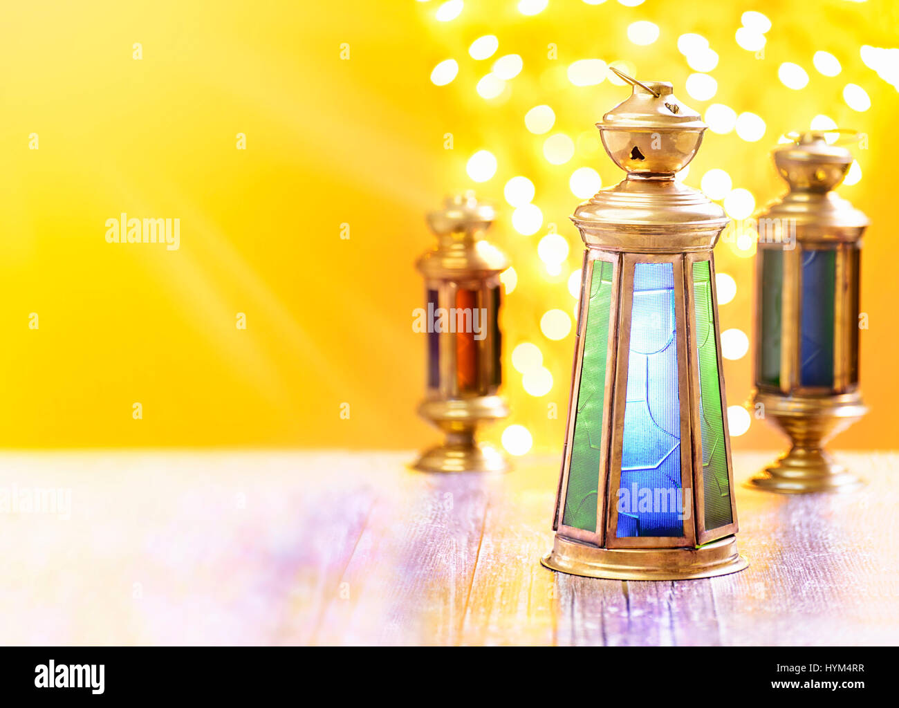 Ramadan lanterns hi-res stock photography and images - Alamy