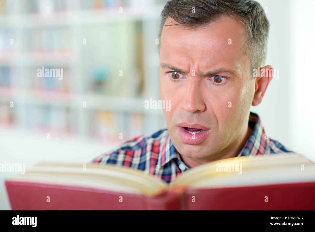 Reaction story hi-res stock photography and images - Alamy