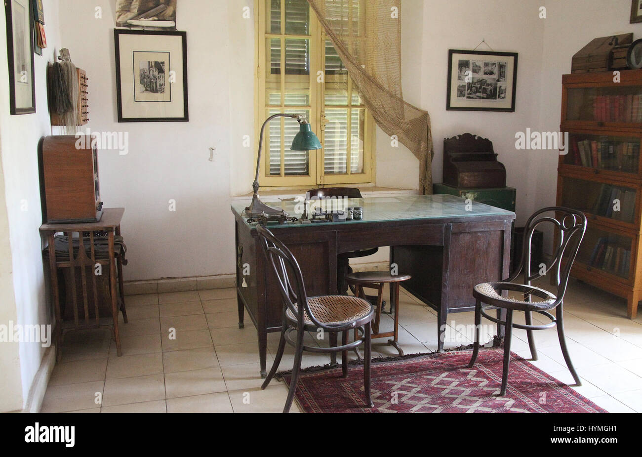 Inside the house of Howard Carter in Luxor Stock Photo - Alamy