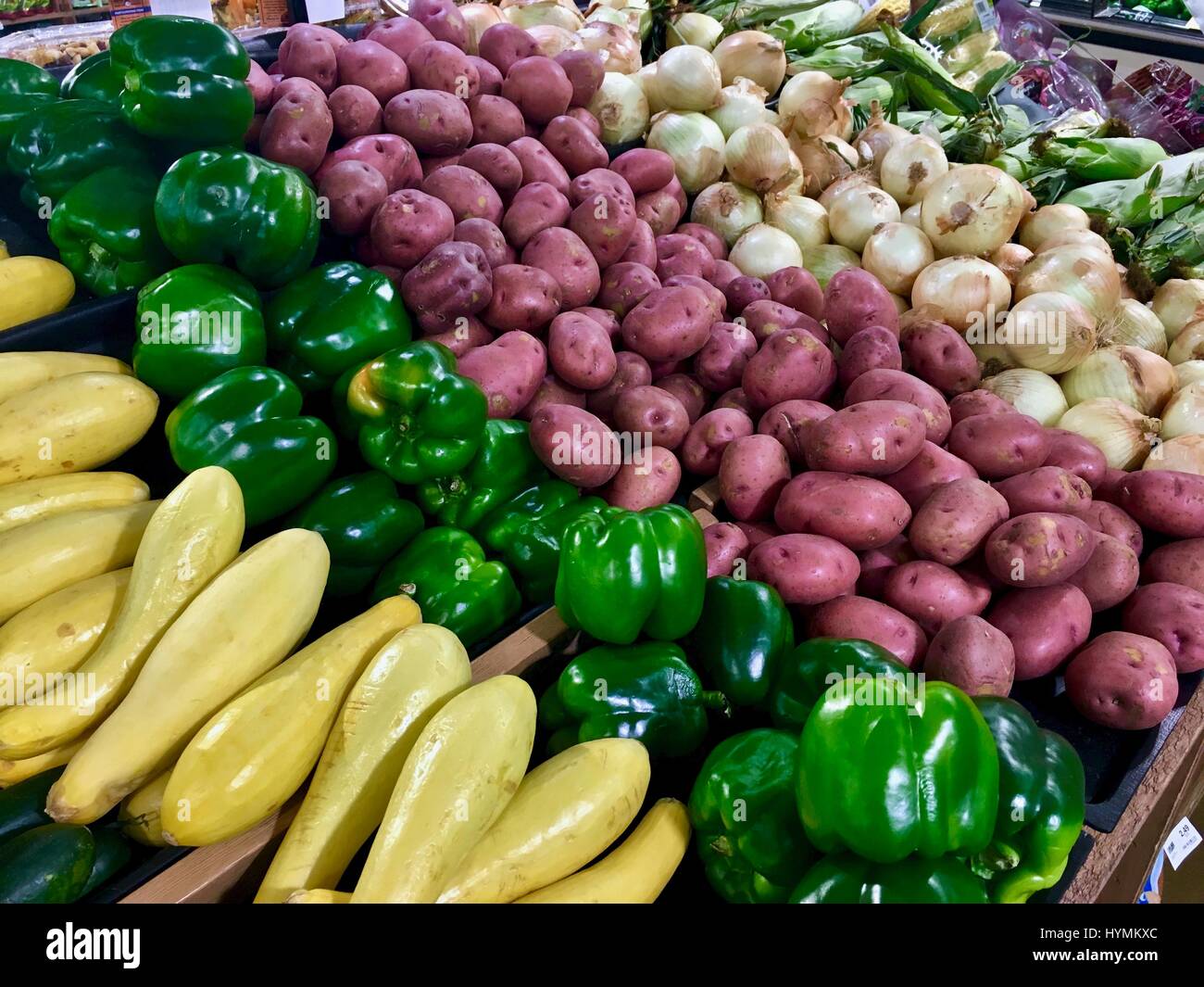Fresh produce at grocery market Stock Photo - Alamy