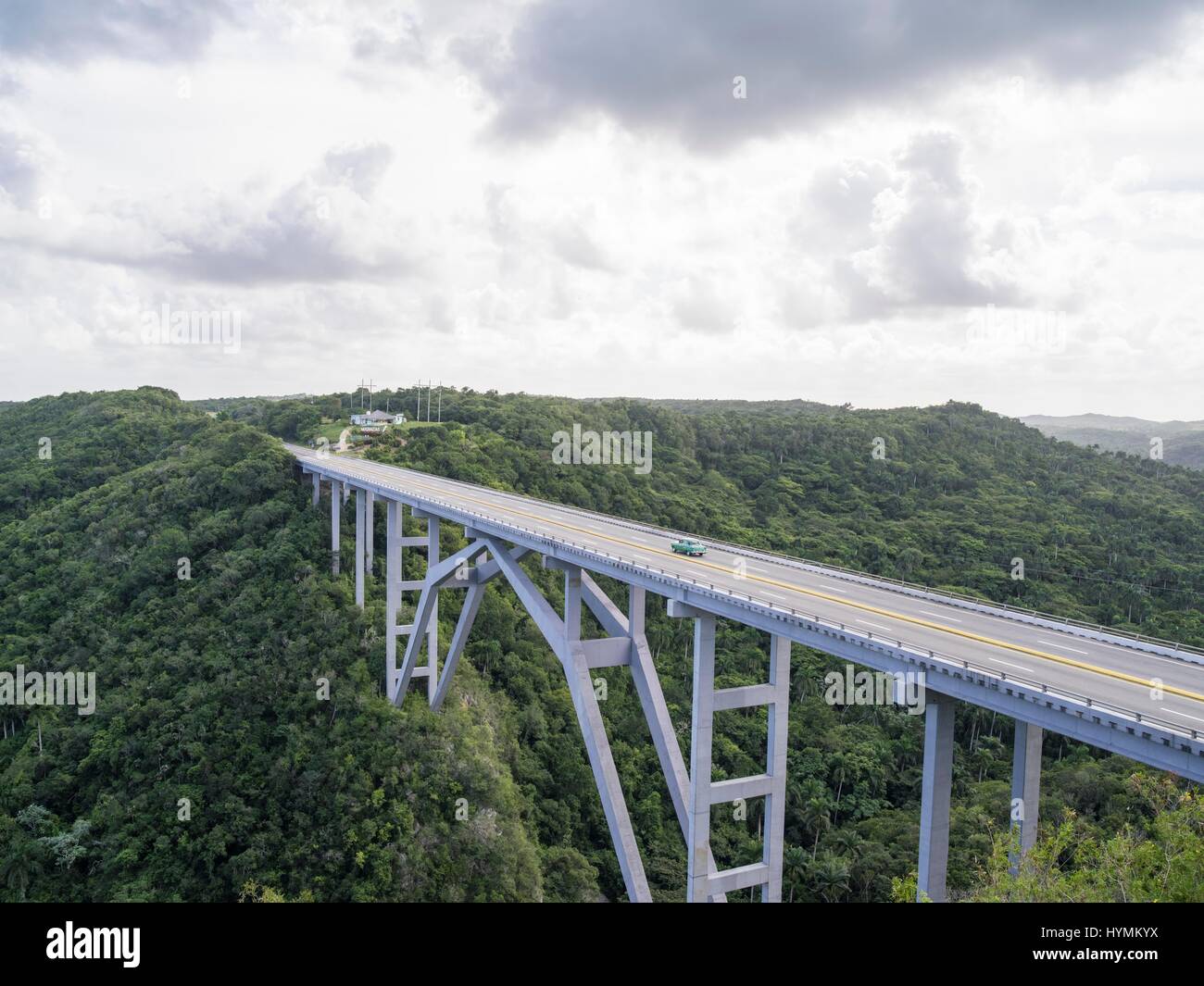 Classic 1950's American Cars crossing the highest bridge in Cuba, The ...