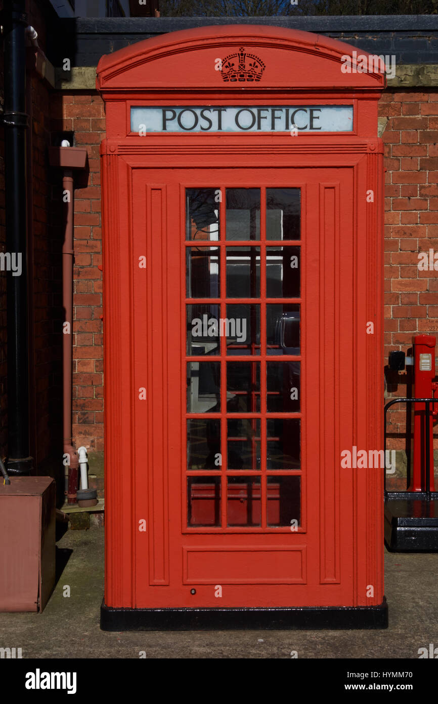 Vintage red telephone box at the Severn Valley Railway. Bewdley ...