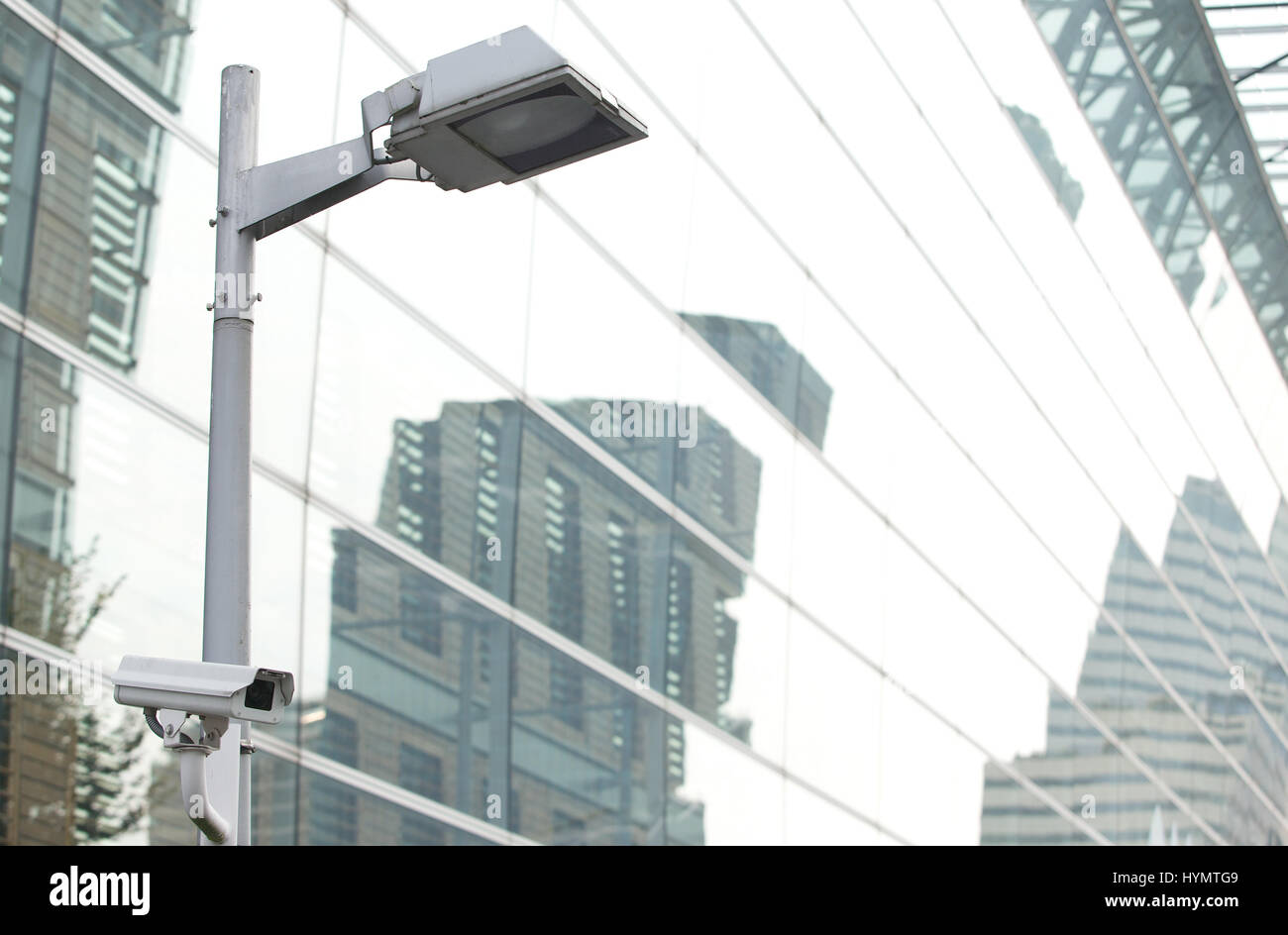 Cctv camera street lamp hi-res stock photography and images - Alamy