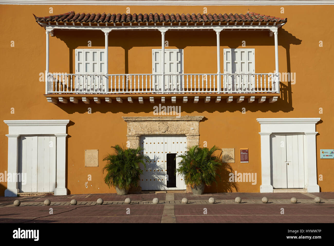 Traditional Spanish style colonial building in the historic old city of ...