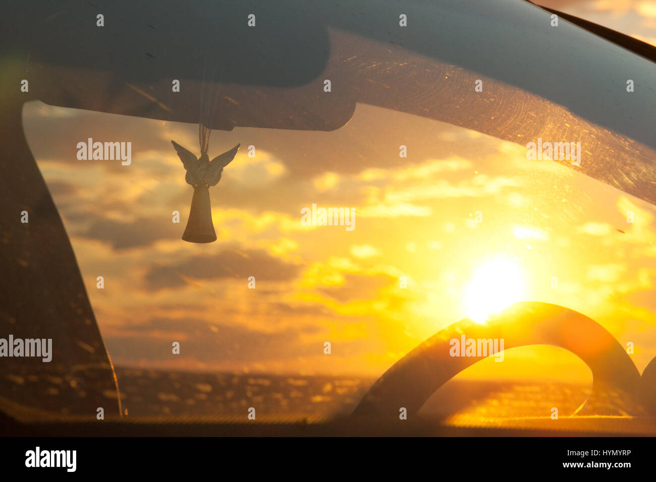 Angel mirror hi-res stock photography and images - Alamy