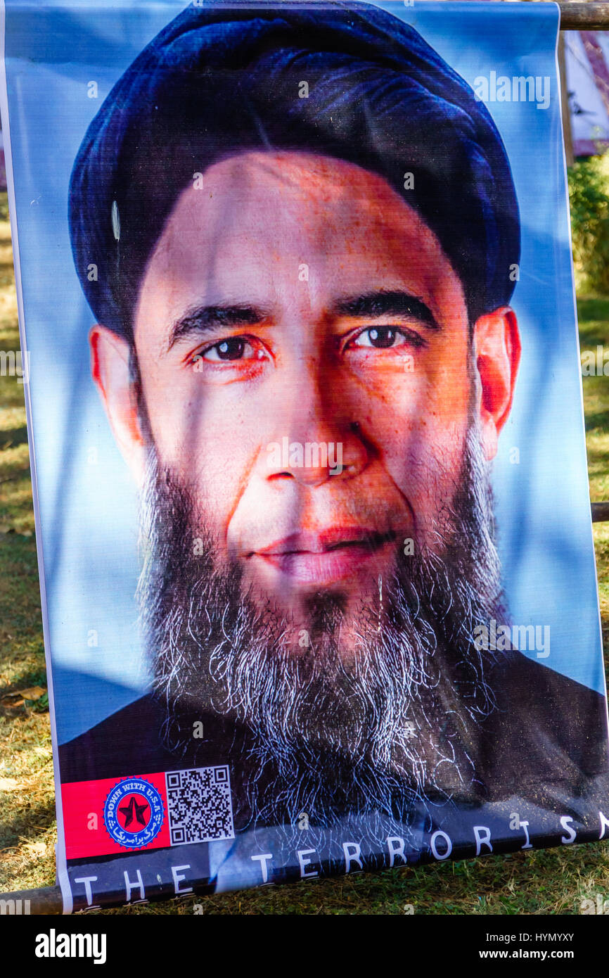 Iranian propaganda posters hi-res stock photography and images - Alamy