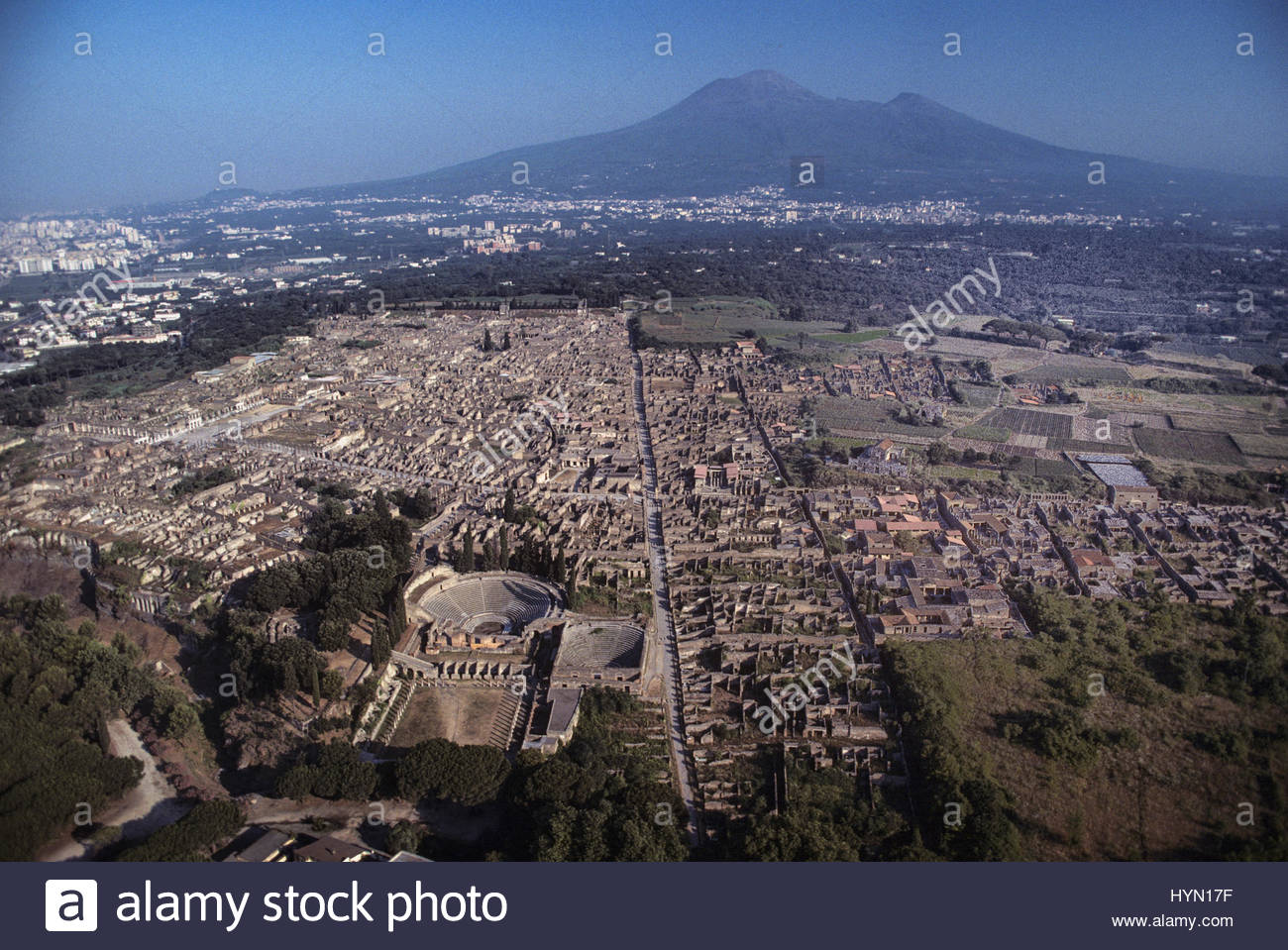Pompeii Aerial Stock Photos & Pompeii Aerial Stock Images - Alamy