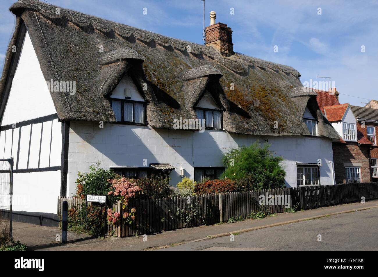Thatched Cottages at corner of Finkle Lane, Low Cross, Whittlesey ...
