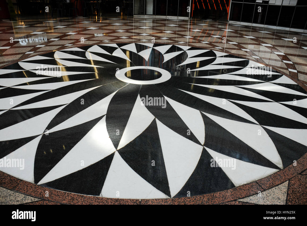 The State of Illinois Building, (James R Thompson Building), atrium in ...