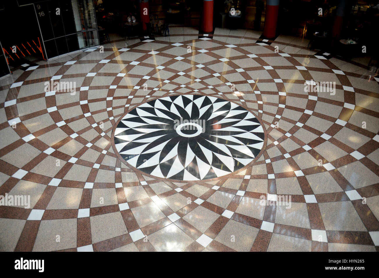 The State of Illinois Building, (James R Thompson Building), atrium in ...
