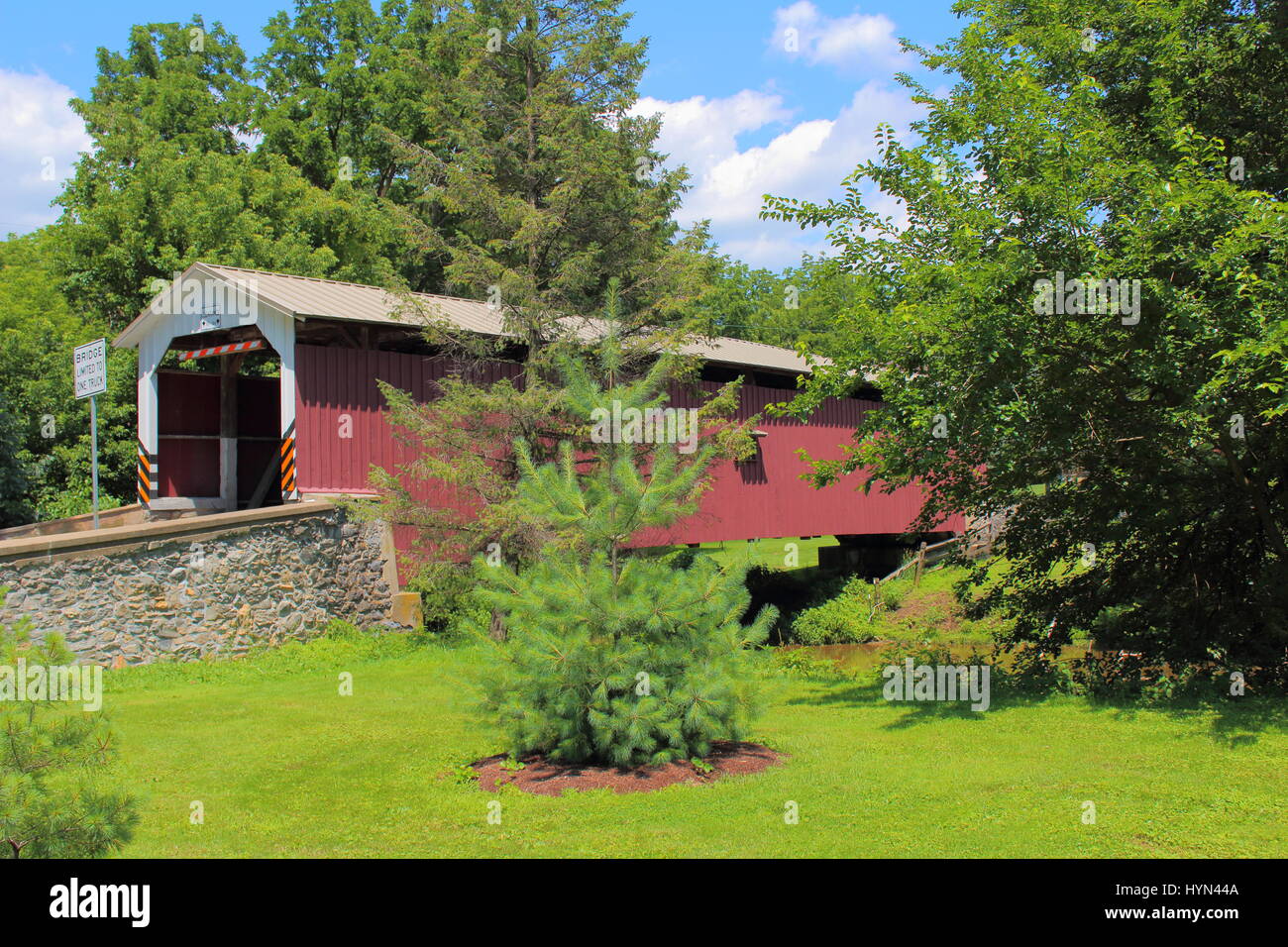 Covered bridges pennsylvania hi-res stock photography and images - Alamy