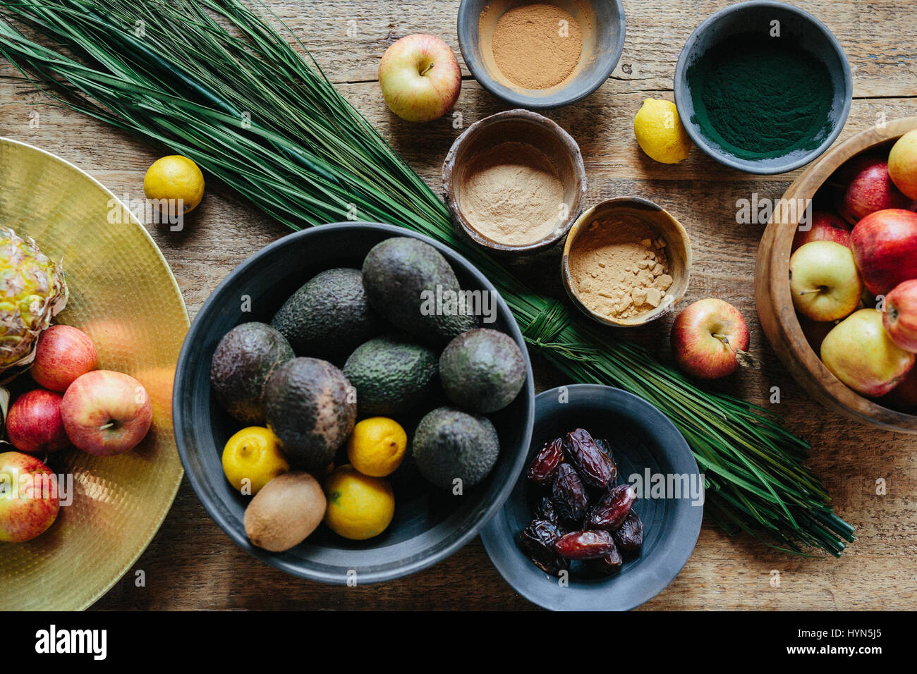Ingredients, fruits and spicies, for a healthy juice Stock Photo - Alamy