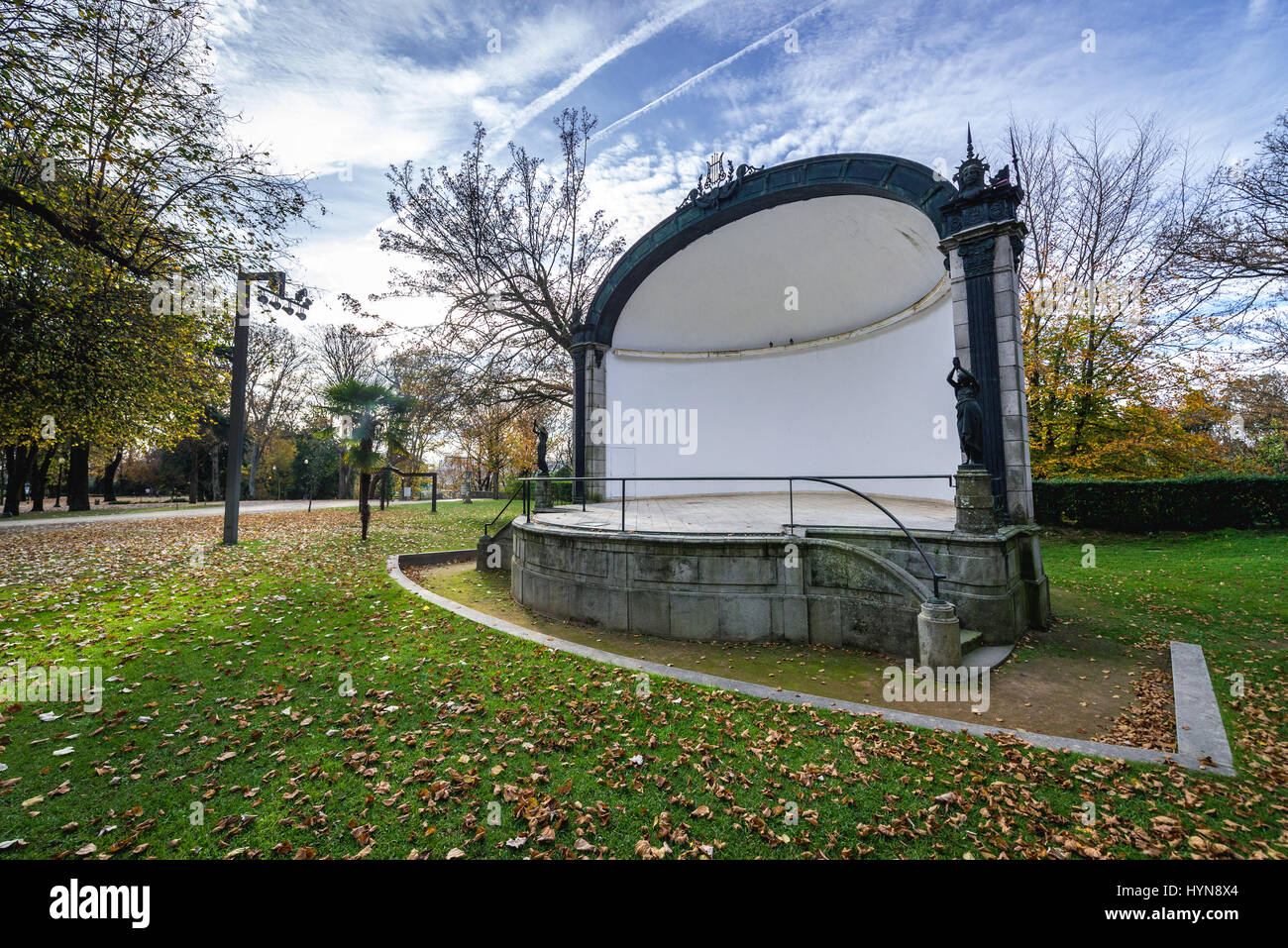 The crystal palace theatre hi-res stock photography and images - Alamy
