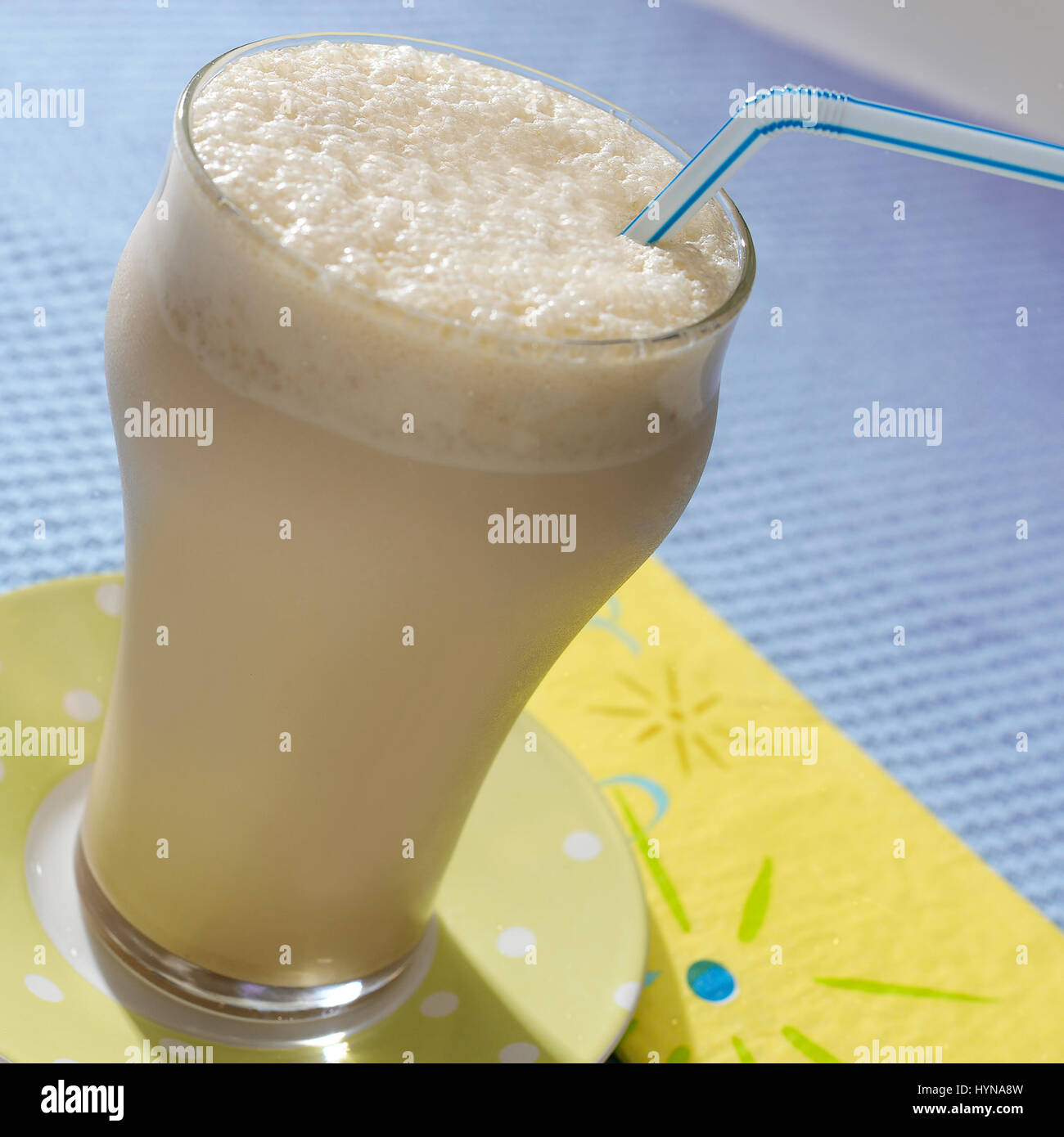 Pepsi coke soft drinks hi-res stock photography and images - Alamy