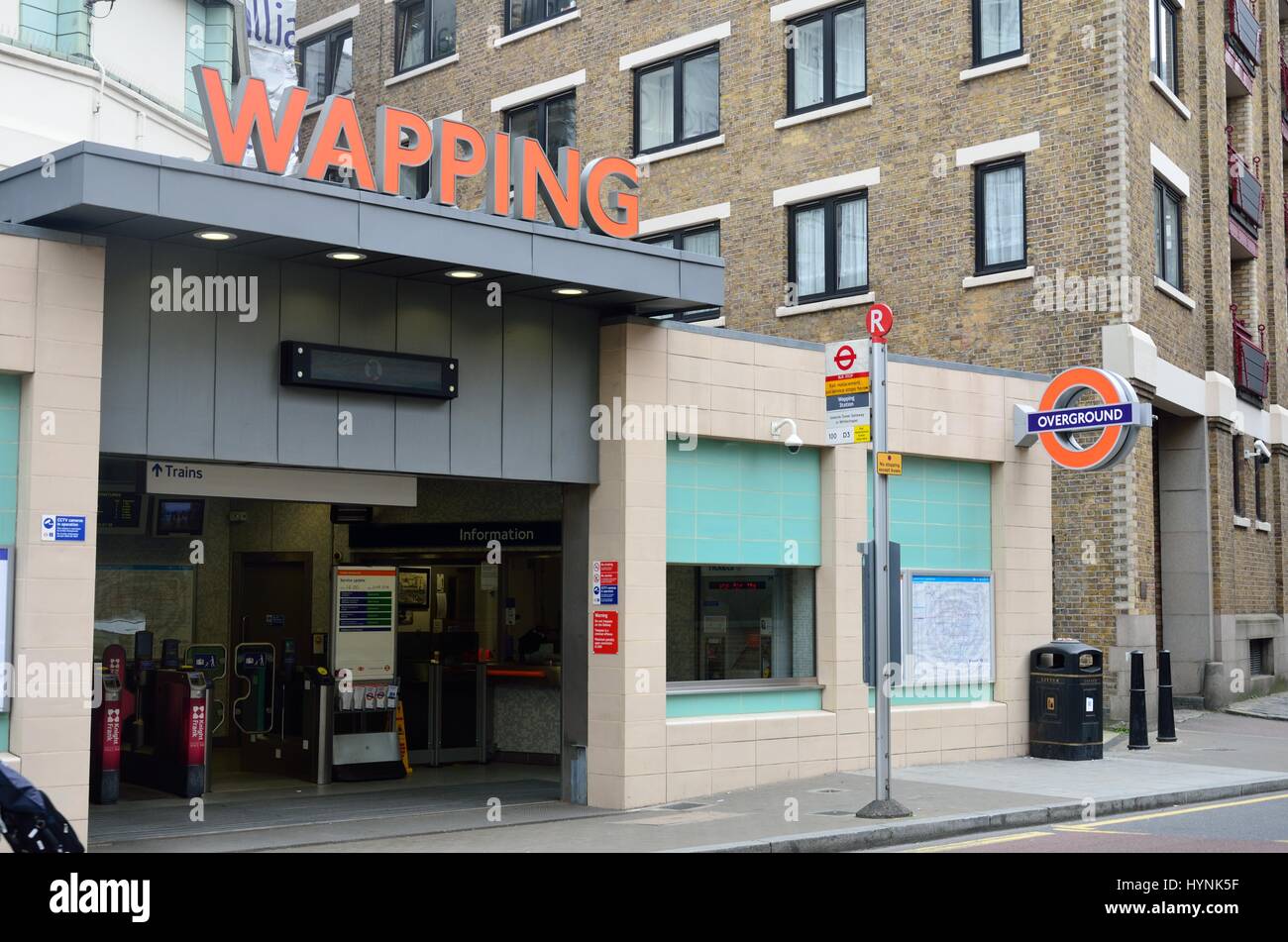 Scene wapping hi-res stock photography and images - Alamy