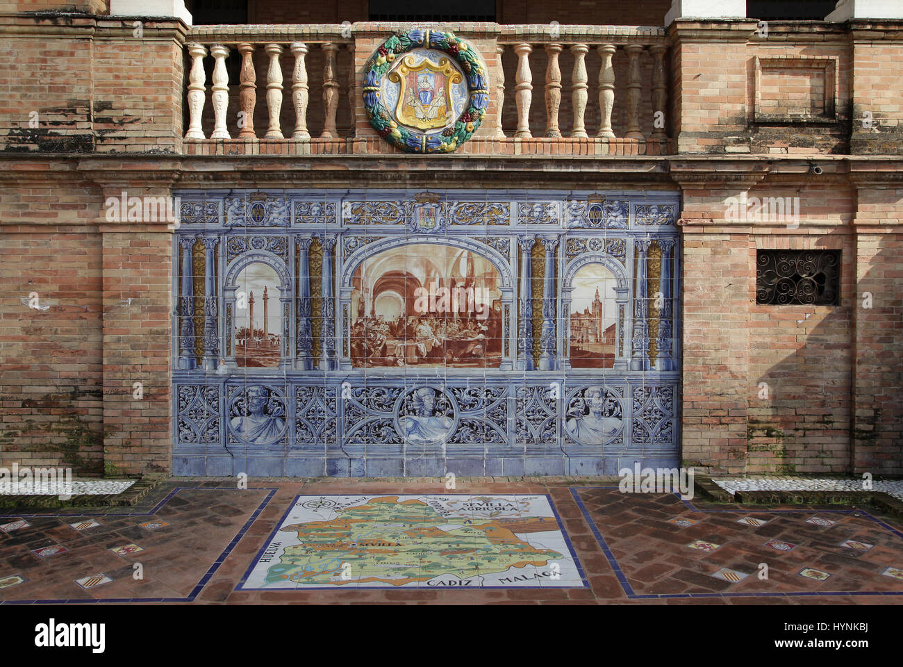 Ceramic azulejos tiled provincial bench hi-res stock photography and ...