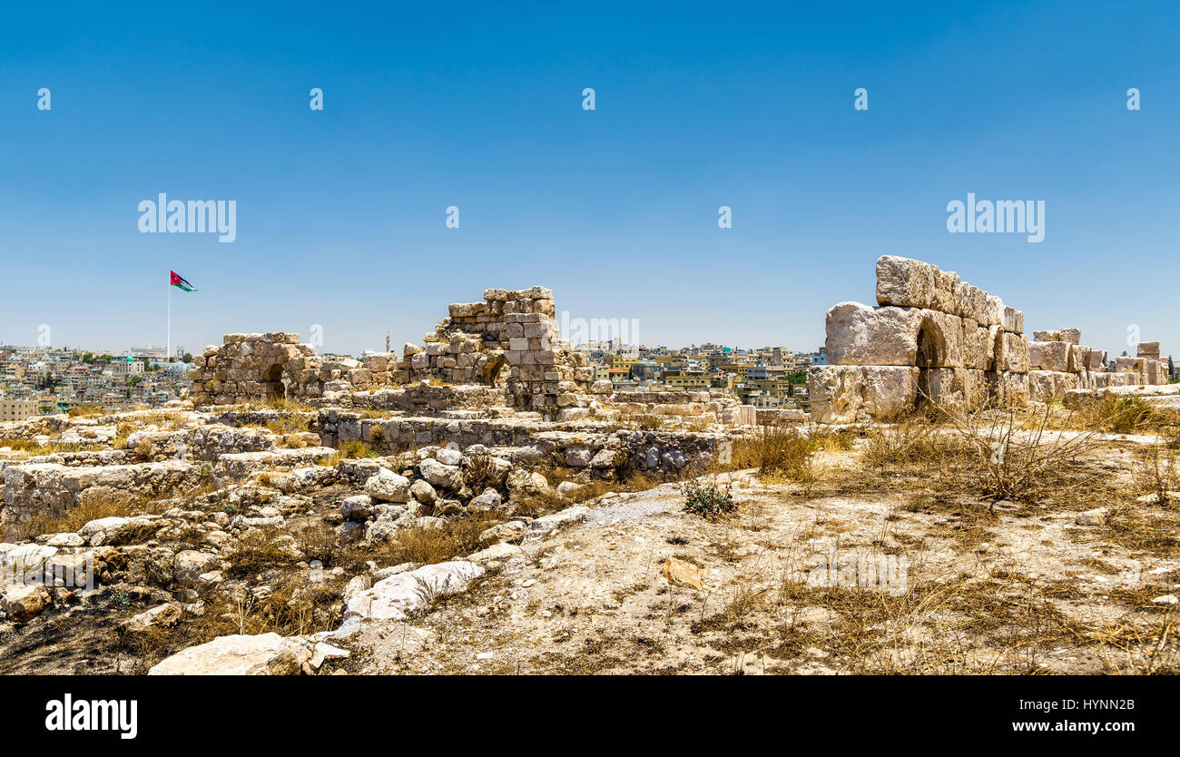 View citadel ruins skyline amman hi-res stock photography and images ...