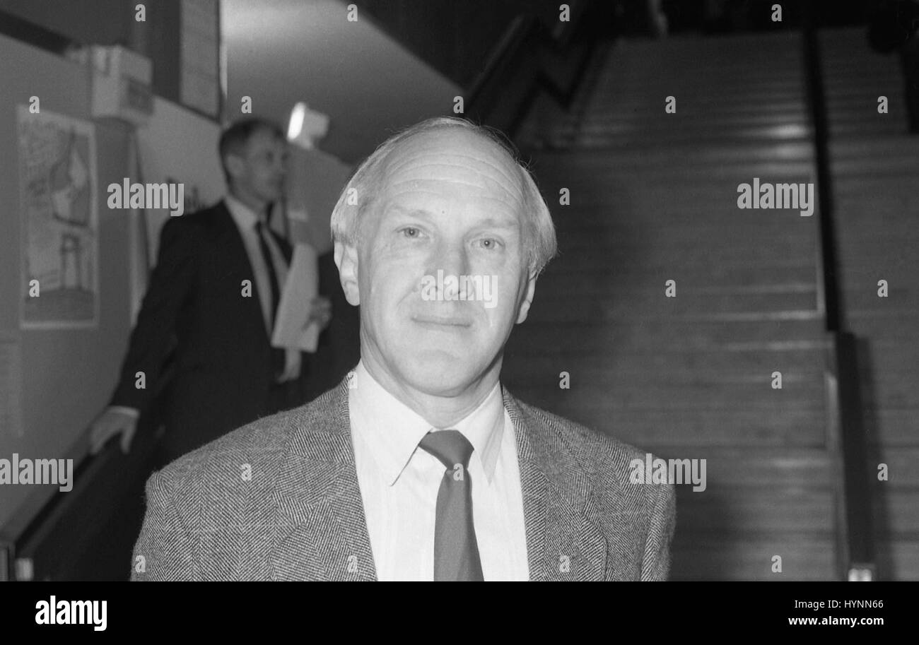 David shields hi-res stock photography and images - Alamy