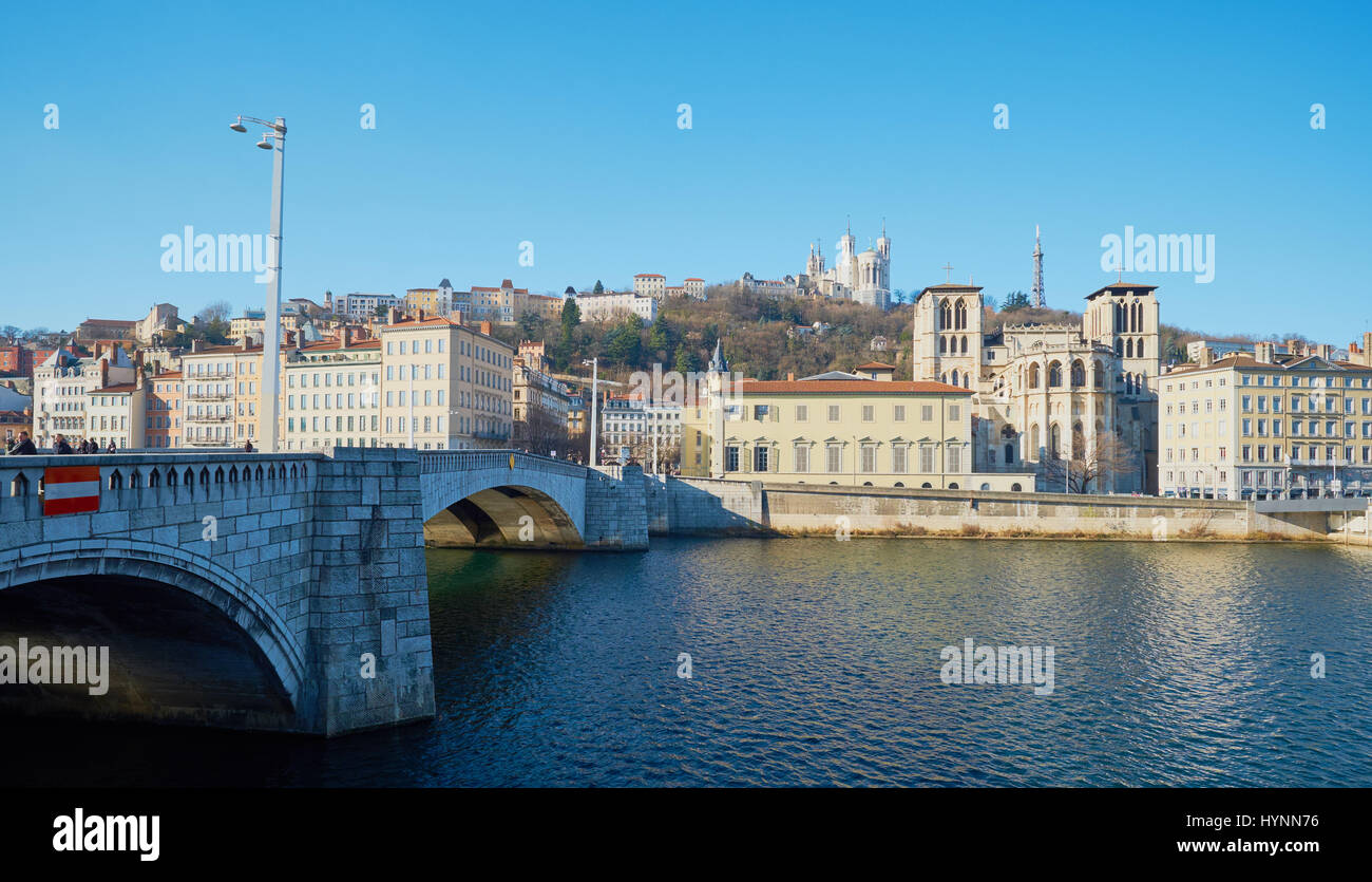 Bridge lyon hi-res stock photography and images - Alamy