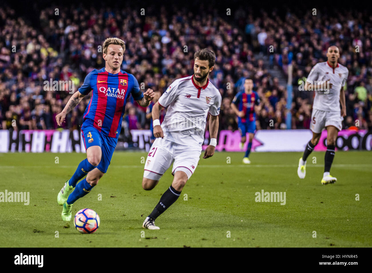Sevilla barcelona rakitic hi-res stock photography and images - Alamy
