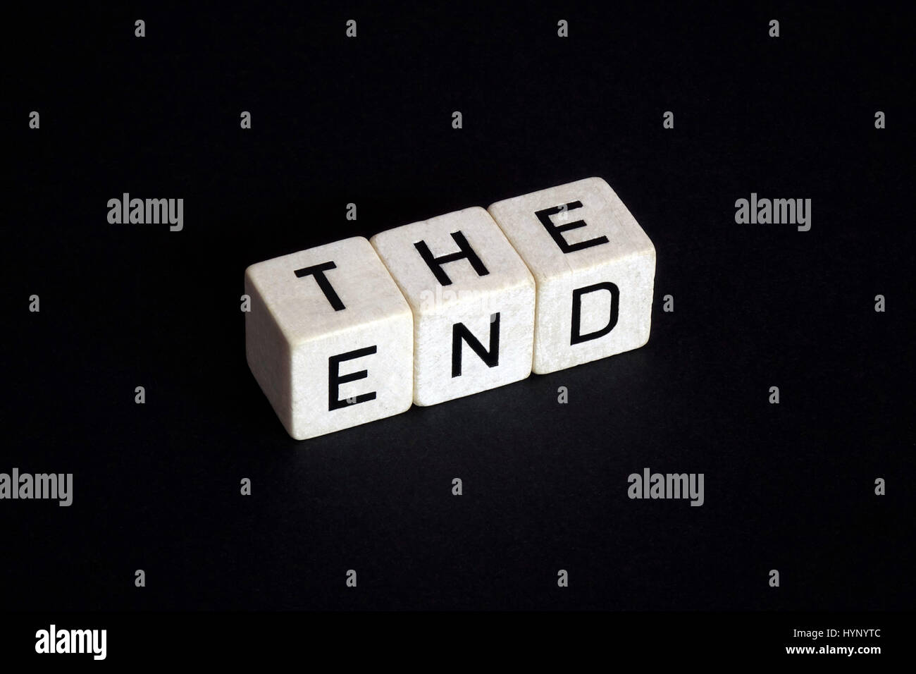 Berlin, Germany. 03rd Jan, 2017. ILLUSTRATION - The words "THE END ...