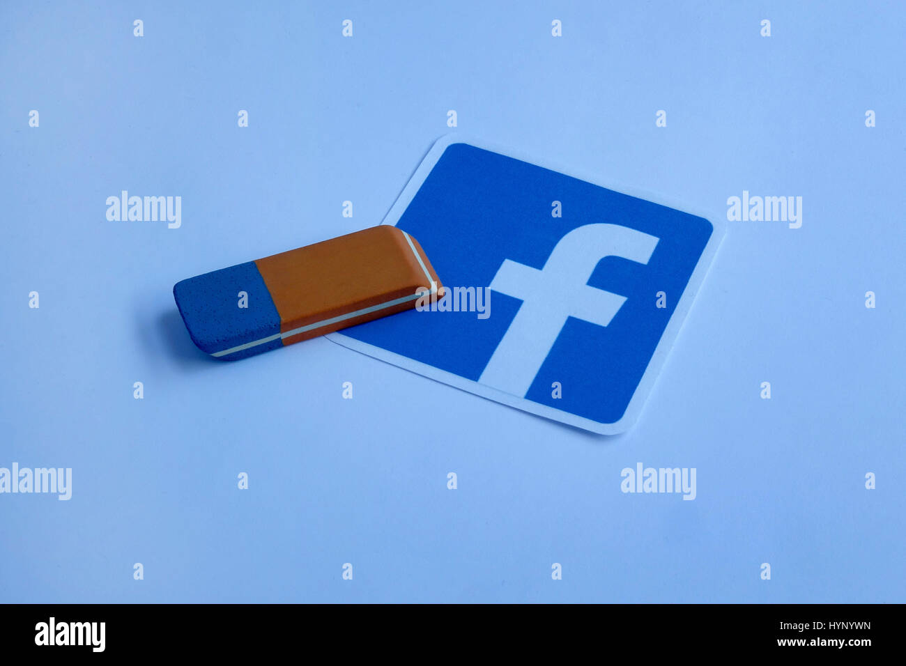Facebook criticism hi-res stock photography and images - Alamy